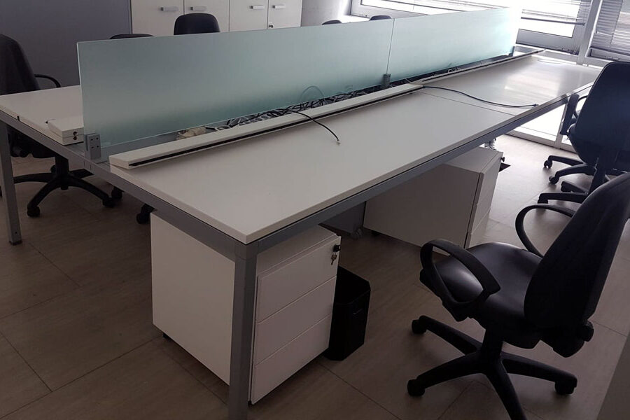 ILHAS OPEN SPACE E CALL CENTER | NH - Mobiliário de Escritório